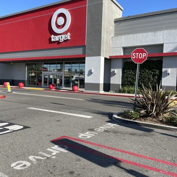 TARGET - Updated June 2024 - 113 Photos & 105 Reviews - 2222 E Lincoln ...
