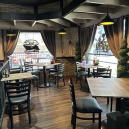 KINGS ROADHOUSE BAR & GRILL - Updated March 2026 - 69 Photos & 89 ...
