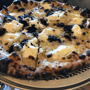 SQUARE PEG PIZZERIA - Updated December 2025 - 531 Photos & 246 Reviews ...