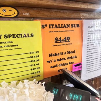 CAPTAIN BILL’S SUBMARINE - Updated January 2026 - 232 Photos & 247 ...