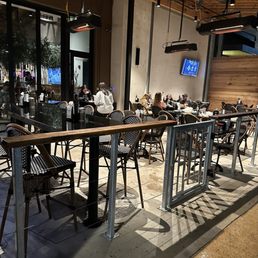 MEDDYS - Updated December 2025 - 157 Photos & 115 Reviews - 4820 E 61st ...