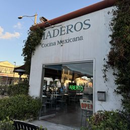 MADEROS COCINA MEXICANA - Updated December 2025 - 619 Photos & 734 ...