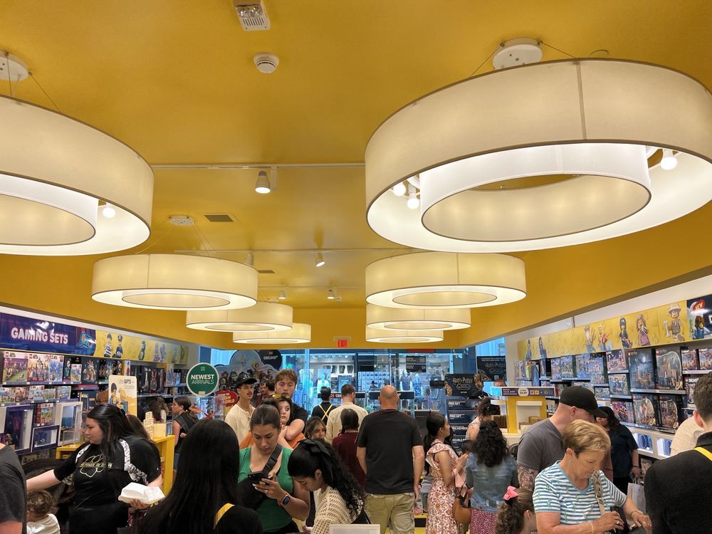 LEGO STORE - Updated December 2025 - 48 Photos & 23 Reviews - 1201 Lake ...