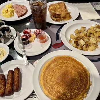 LOU’S DINER - Updated December 2024 - 1506 Photos & 1406 Reviews - 431 ...