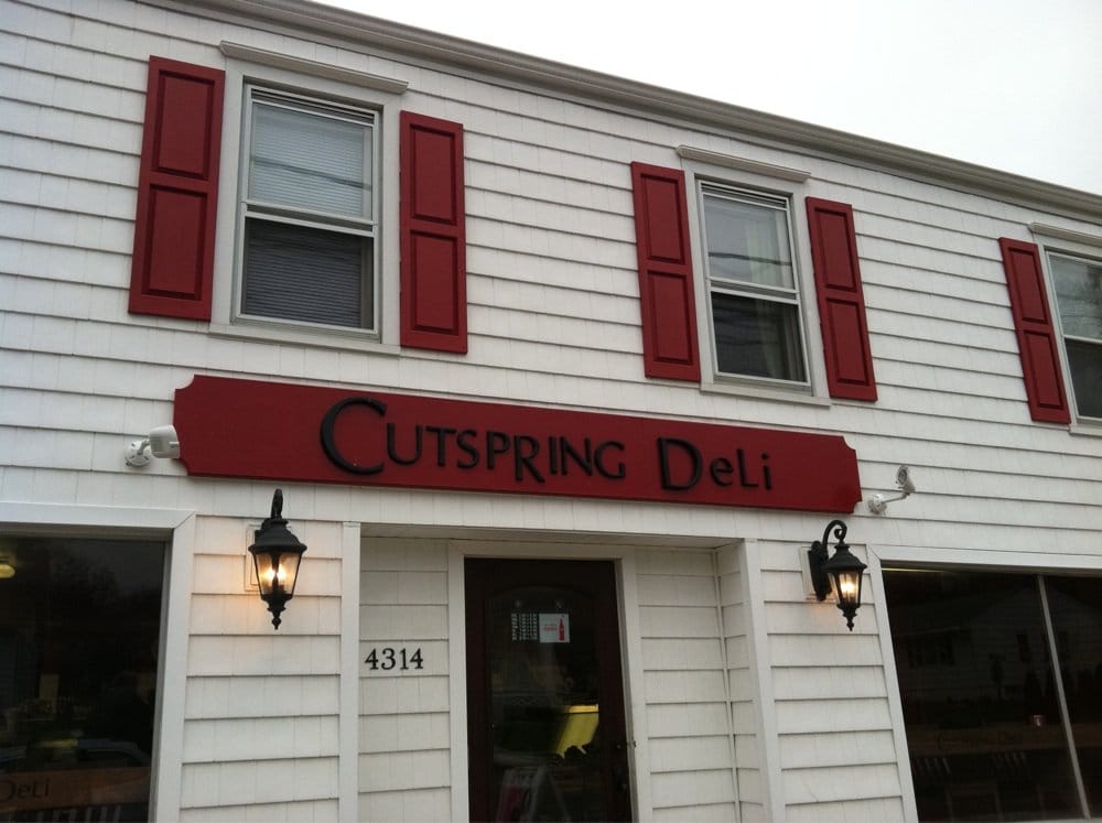 CUTSPRING DELI - Updated July 2024 - 29 Reviews - 4314 Main St ...