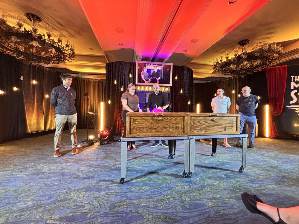 DREW THOMAS MAGIC - Updated February 2025 - 20 Photos - 4012 Central ...