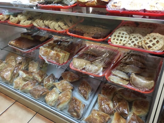 LA CHIPIONA NICARAGUAN BAKERY - Updated October 2025 - 10404 W Flagler ...