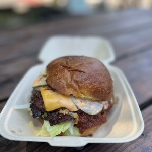 THE ZIPPER - Updated June 2024 - 46 Photos & 32 Reviews - 2705 NE Sandy ...