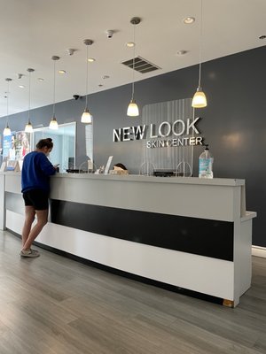 NEW LOOK SKIN CENTER - 208 Photos & 1838 Reviews - 17200 Ventura Blvd ...