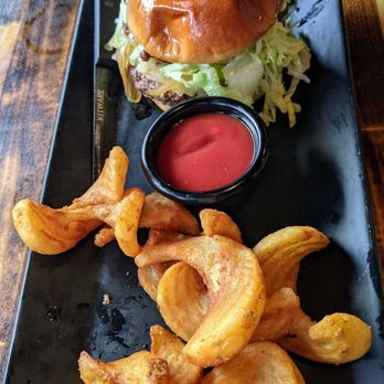 BACKDRAFT BAR & GRILL - Updated November 2024 - 165 Photos & 115 ...