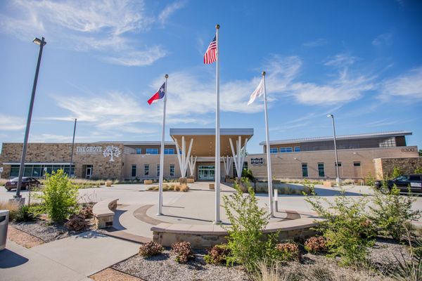 THE GROVE AT FRISCO COMMONS - Updated June 2026 - 8300 McKinney Rd ...
