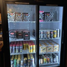 THE SHOP BEER CO - Updated July 2025 - 360 Photos & 260 Reviews - 922 W ...