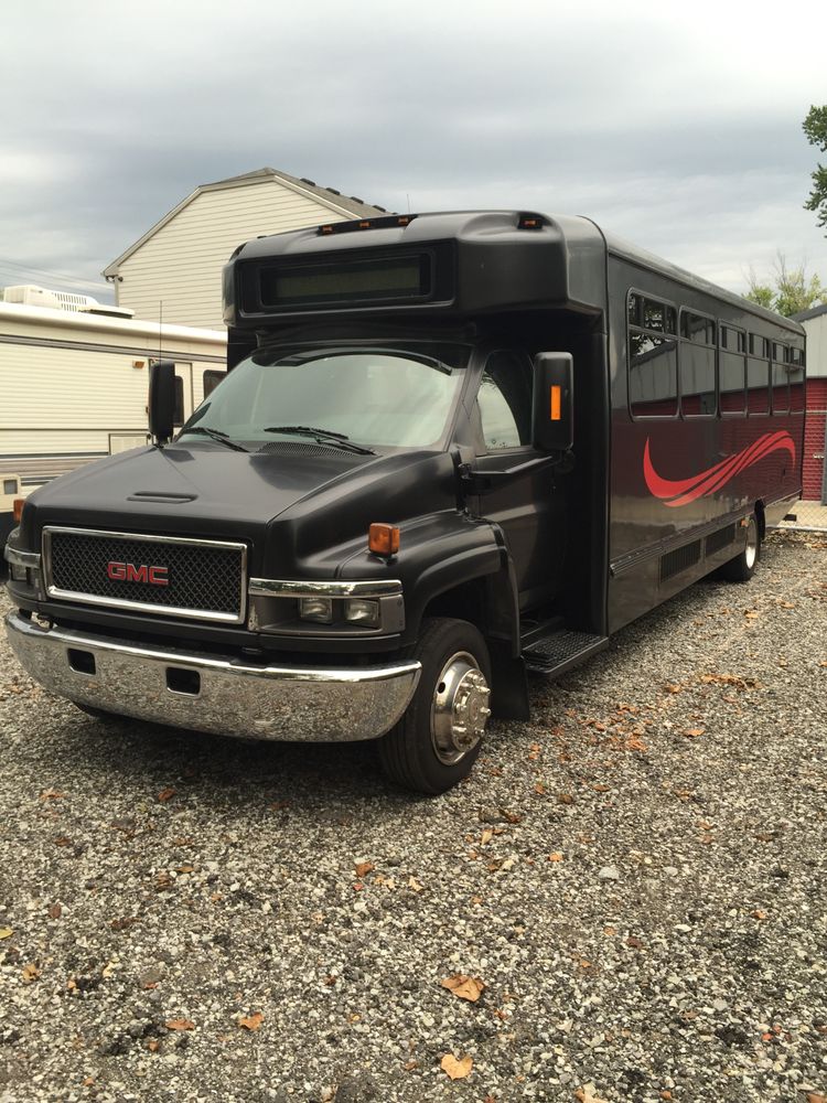 IBC CHARTER COMPANY - Indianapolis, Indiana - Party Bus Rentals - Phone ...