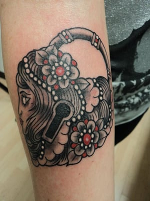 BACK ALLEY TATTOO & ART GALLERY - Updated March 2025 - 14200 E Alameda ...