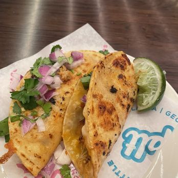 PRETTY LITTLE TACO - Updated September 2024 - 179 Photos & 200 Reviews ...