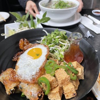 HOLY BASIL PHO - Updated January 2025 - 354 Photos & 244 Reviews - 5362 ...