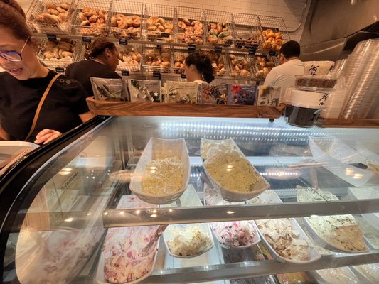 BAGEL HOUSE - Updated June 2024 - 29 Photos & 58 Reviews - 1208 US-22 ...