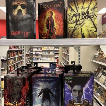 TARGET - Updated December 2025 - 123 Photos & 137 Reviews - 25 Grand ...