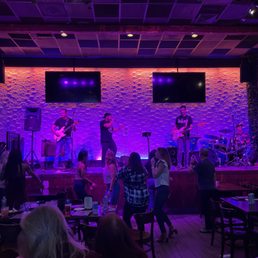 BIERGARTEN - Updated October 2025 - 721 Photos & 397 Reviews - 309 Via ...