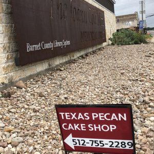 GUDE’S BAKERY & DELI - 10 Photos & 14 Reviews - 307 W Polk St, Burnet ...