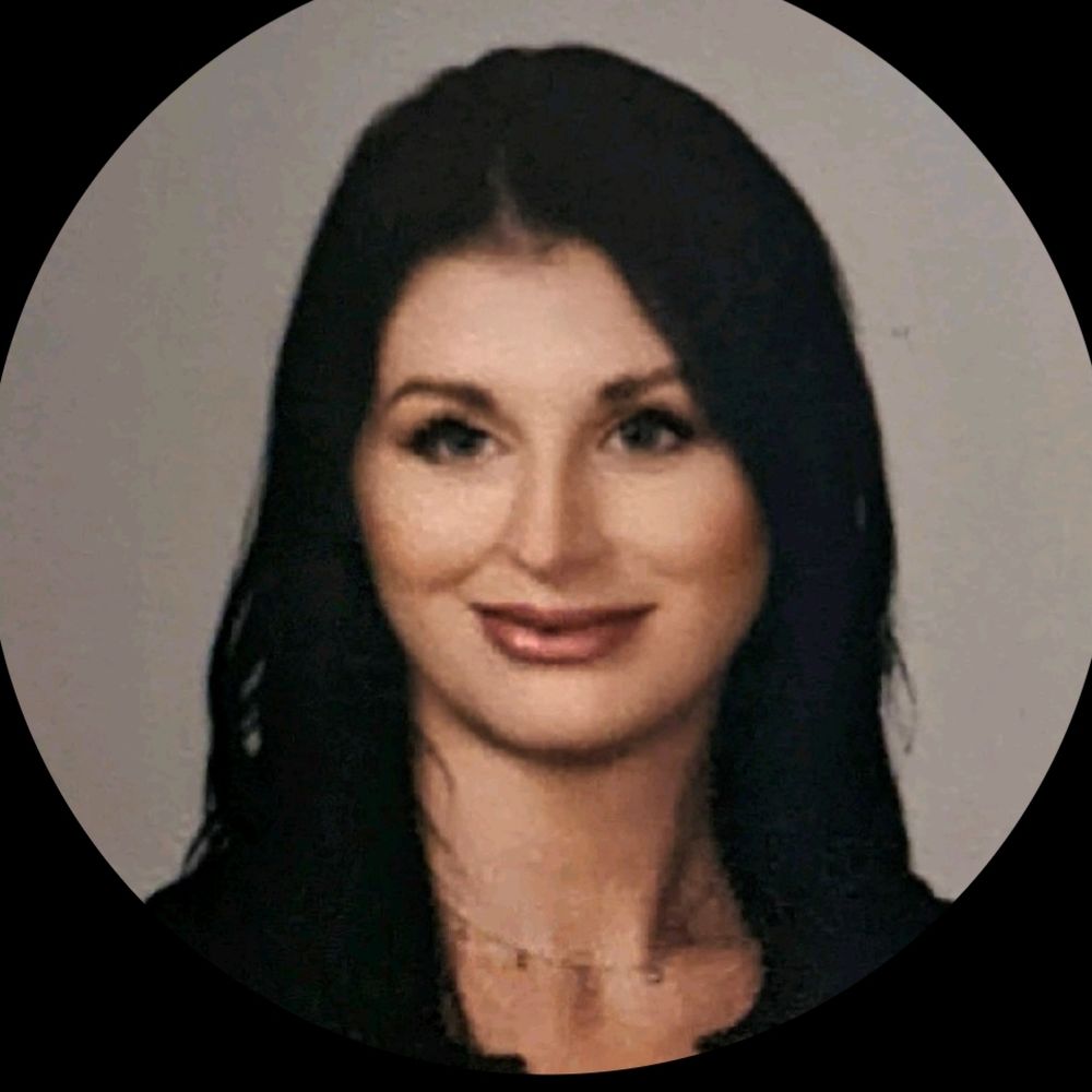 Christina Fleury's Instagram, Twitter & Facebook on IDCrawl