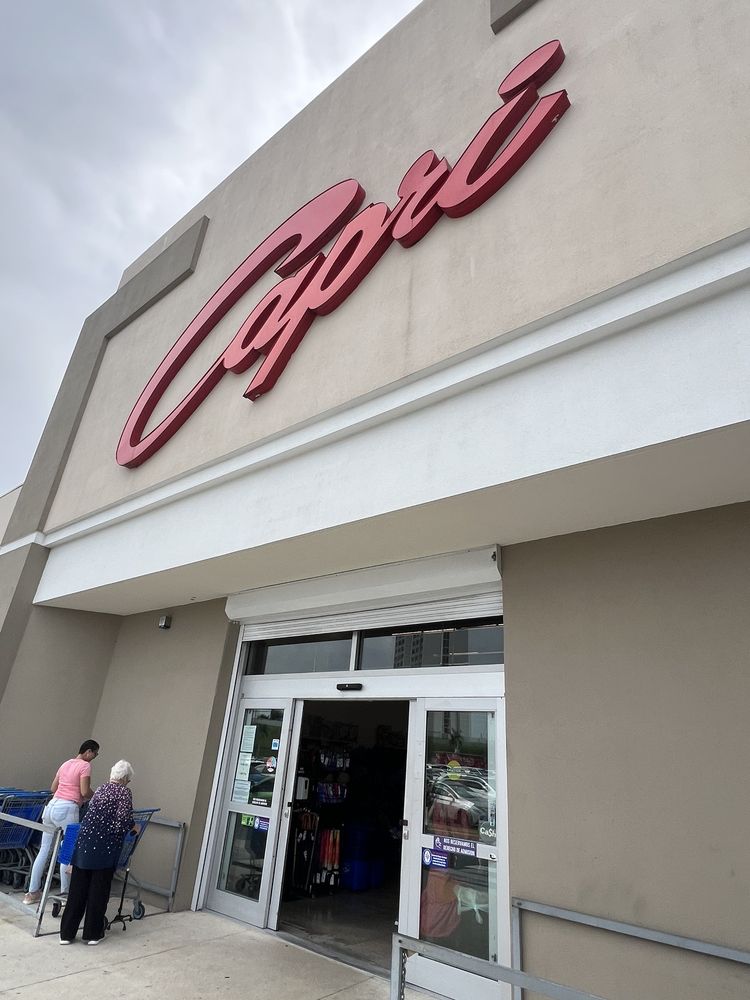 CAPRI - Updated July 2024 - 11 Photos - Cll D S/N, Guaynabo, Puerto ...