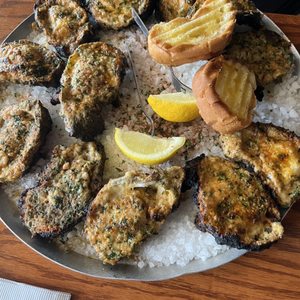 HALF SHELL OYSTER HOUSE - 475 Photos & 238 Reviews - 125 Lameuse Street ...