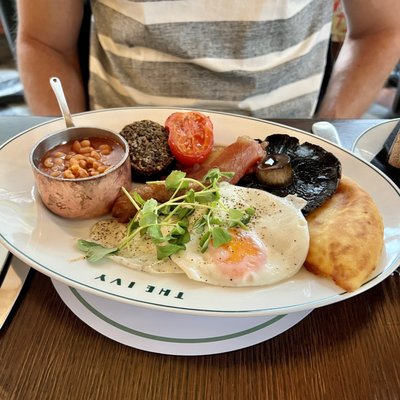 THE IVY ON THE SQUARE EDINBURGH - Updated October 2025 - 127 Photos ...