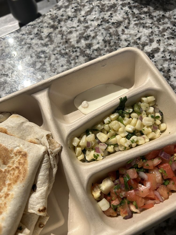 CHIPOTLE MEXICAN GRILL - Updated July 2025 - 13 Photos & 37 Reviews ...