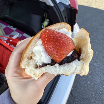 MAHOROBA JAPANESE BAKERY - Updated October 2025 - 1504 Photos & 1044 Reviews - 4900 Freeport ...