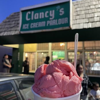 CLANCY’S ICE CREAM PARLOUR - Updated December 2024 - 803 Photos & 1024 ...