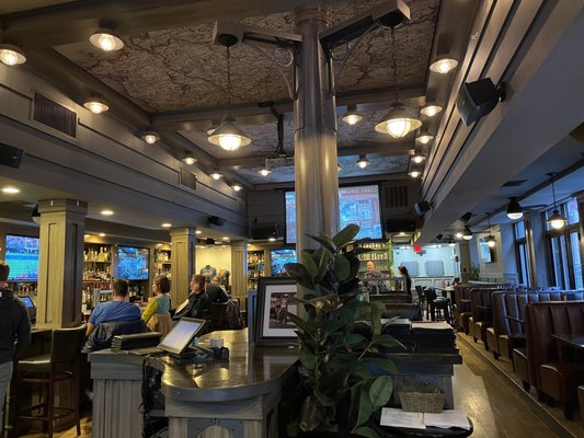 BROADSIDE TAVERN - Updated December 2025 - 96 Photos & 96 Reviews - 99 ...