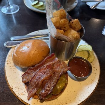 RED COW ST. PAUL - Updated August 2025 - 720 Photos & 972 Reviews - 393 ...