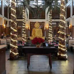 FATS ASIA BISTRO - Updated October 2025 - 761 Photos & 972 Reviews ...