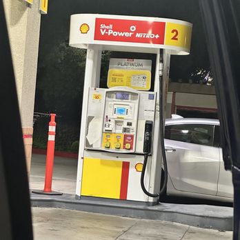 SHELL GAS - Updated November 2024 - 20 Photos & 33 Reviews - 11108 ...