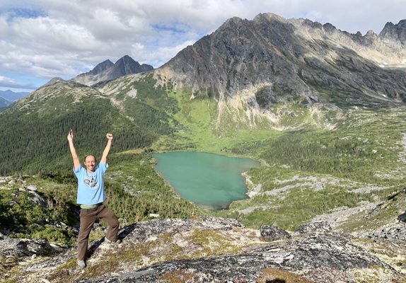 UPPER DEWEY LAKE TRAIL TO DEVIL’S PUNCHBOWL - Updated December 2025 ...