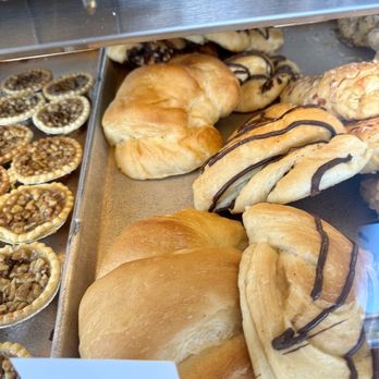 DESPI DELITE BAKERY - Updated December 2025 - 346 Photos & 347 Reviews ...