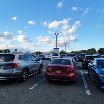 JFK INTERNATIONAL AIRPORT JFK CELL PHONE LOT - Updated December 2025 ...