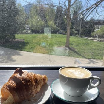 IPSENTO 606 - Updated February 2025 - 439 Photos & 347 Reviews - 1813 N ...