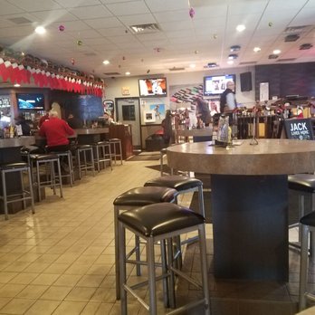 THE BAR - LYNNDALE - Updated October 2025 - 25 Photos & 50 Reviews ...