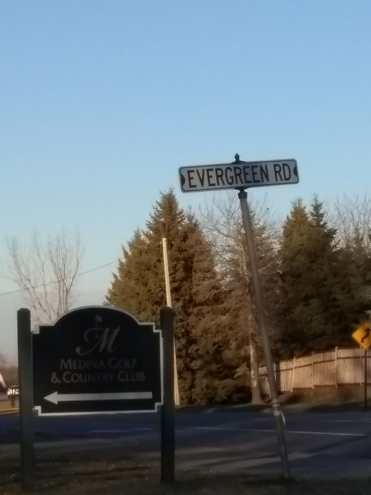 MEDINA GOLF & COUNTRY CLUB - Updated December 2025 - 400 Evergreen Rd ...
