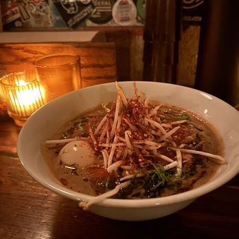 HIGH FIVE RAMEN - 790 Photos & 1006 Reviews - 112 N Green St, Chicago ...