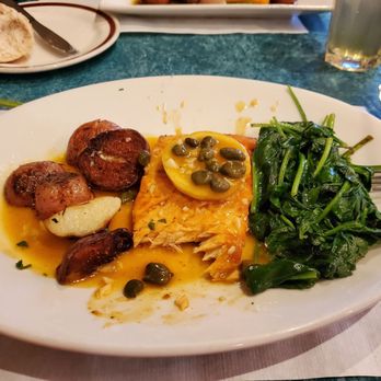 BIG FOOT INN - Updated December 2025 - 62 Photos & 124 Reviews - 11508 ...