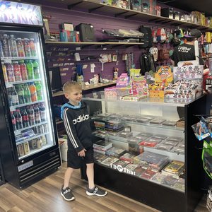 CARDSHQ - Updated October 2024 - 47 Photos - 3101 Cobb Pkwy SE, Atlanta ...