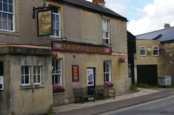 OLD ROAD TAVERN - Updated January 2025 - Old Road, Chippenham ...