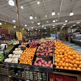 NORTHGATE MARKET - Updated July 2025 - 388 Photos & 248 Reviews - 5403 ...