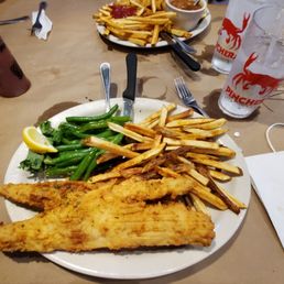 PINCHERS - Updated October 2025 - 269 Photos & 433 Reviews - 900 ...