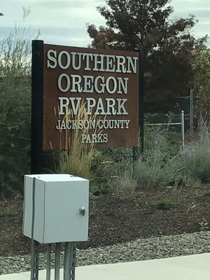 SOUTHERN OREGON RV PARK - 38 Photos & 35 Reviews - 11 Peninger Rd ...