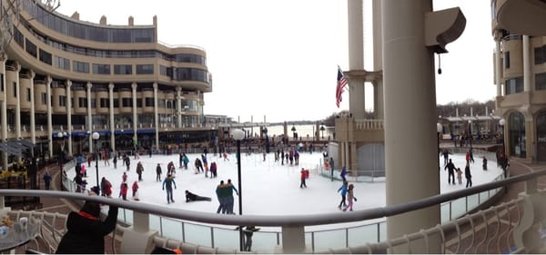 WASHINGTON HARBOUR ICE RINK - Updated December 2025 - 37 Photos & 51 ...