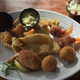FISH TALES - Updated December 2025 - 922 Photos & 1358 Reviews - 2502 ...